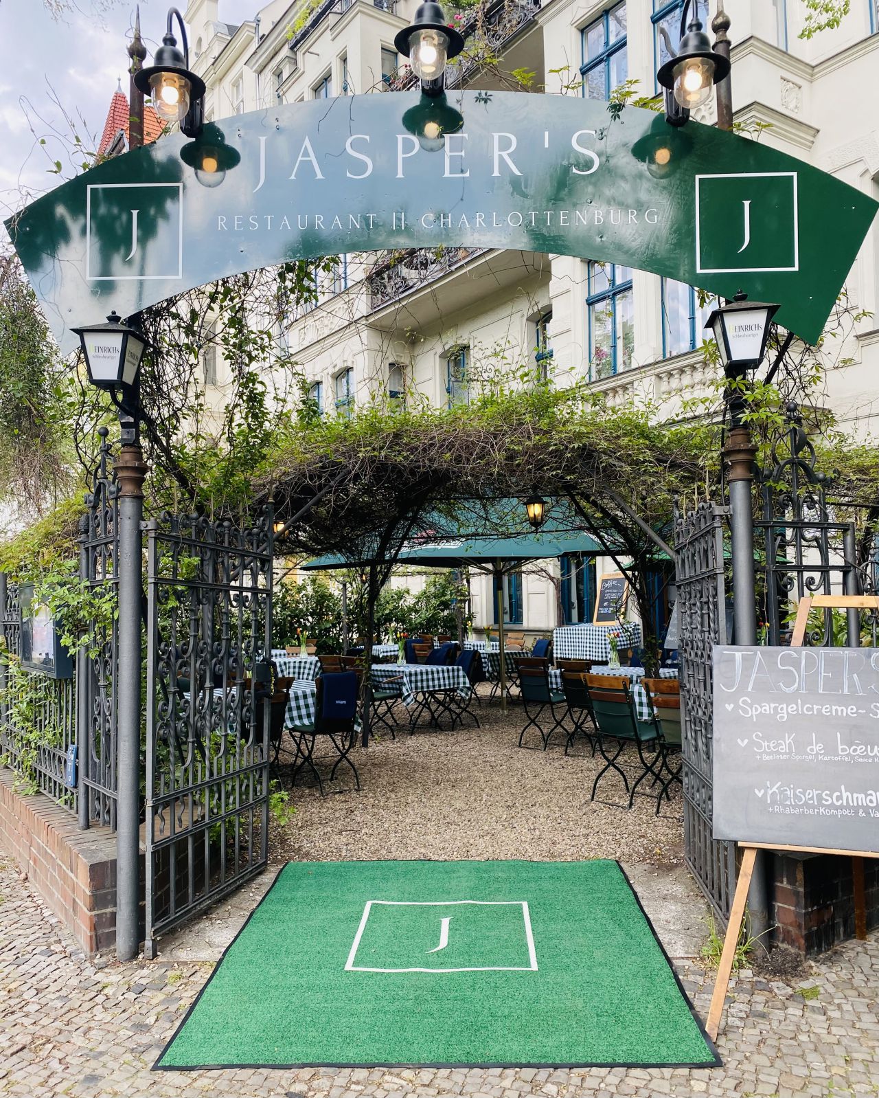 Charlottenburg • Jasper's Berlin